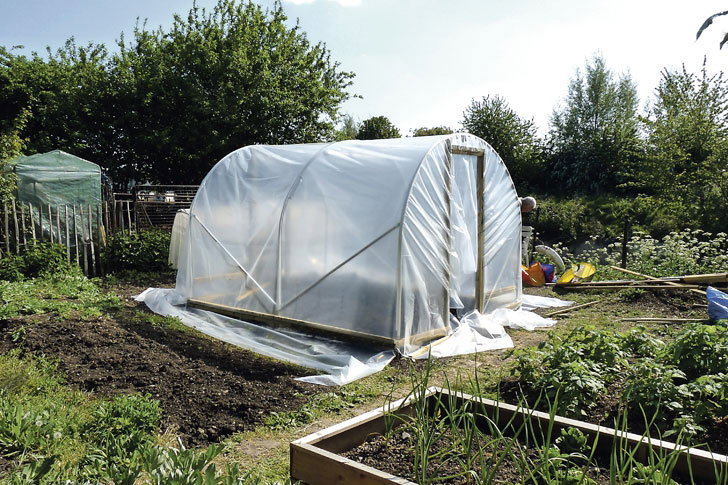 Use Polytunnels for vegetable productivity and frost protection « Euro ...