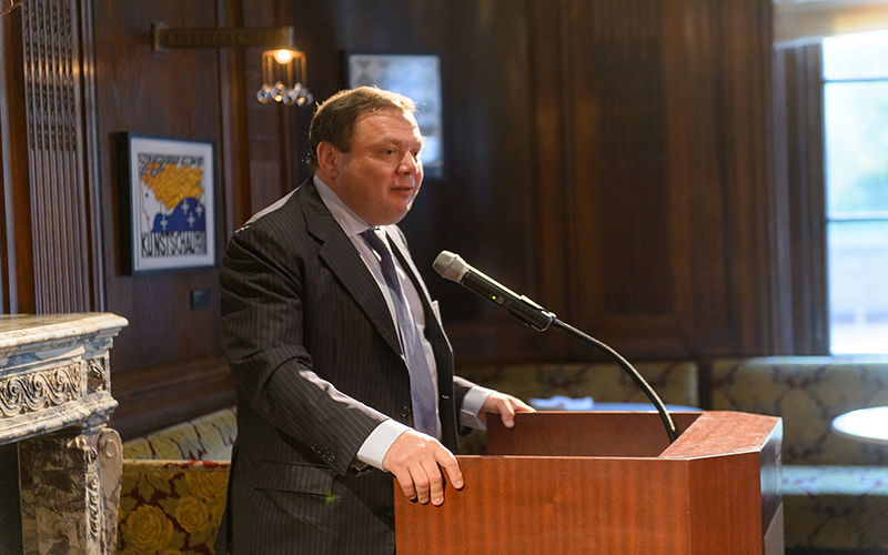 RUSSIAN REVOLUTION: Mikhail Fridman is considering a Dia takeover ...