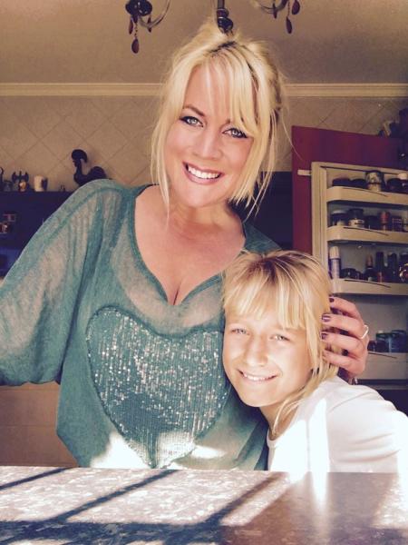 El Oceano Beach hosts fundraising night for GBS victim Charlotte « Euro ...