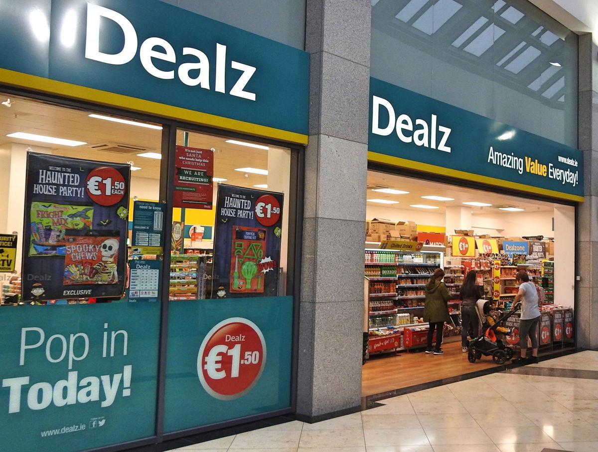 Axarquia News: Dealz opens in Motril as the British company continues ...