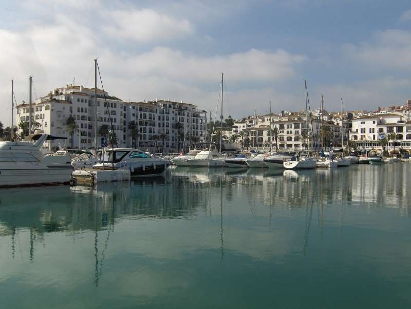 Duquesa Port forecasts a bright summer with foreign nautical tourists