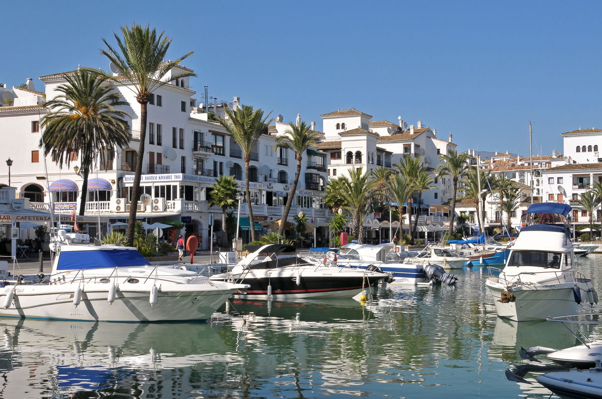 Moving to Manilva: The ultimate guide