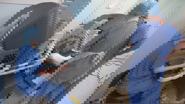 Scotland: Robot performs throat cancer surgery for first time « Euro ...