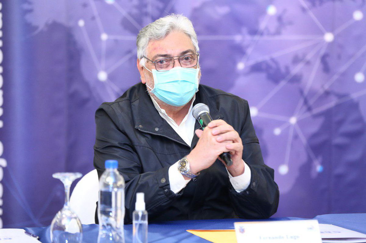 Former Paraguayan President Fernando Lugo in induced coma after ...