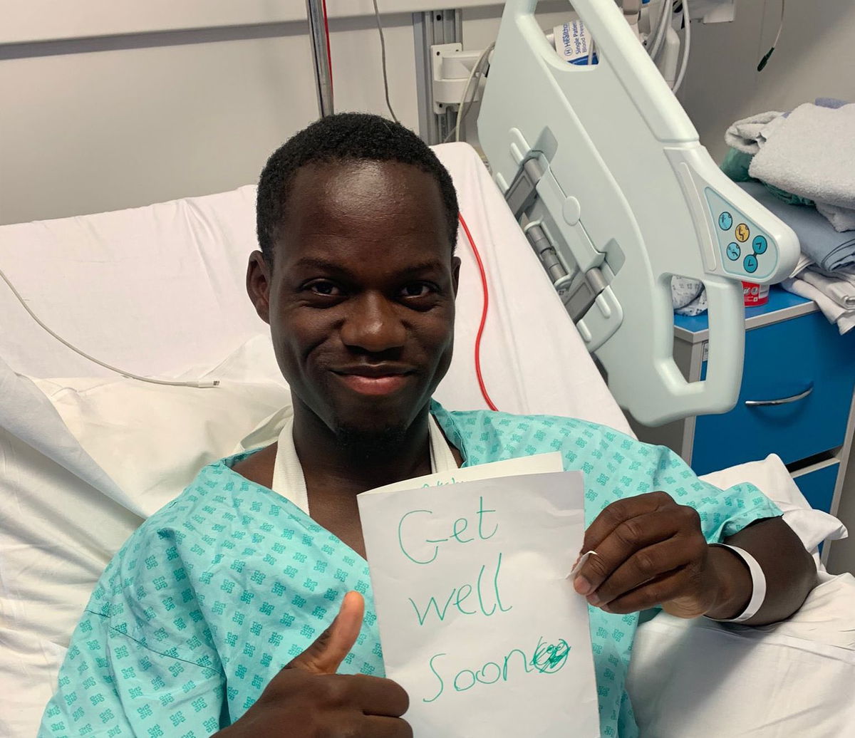 Ambulance crews praised after young Spanish footballer suffers cardiac ...