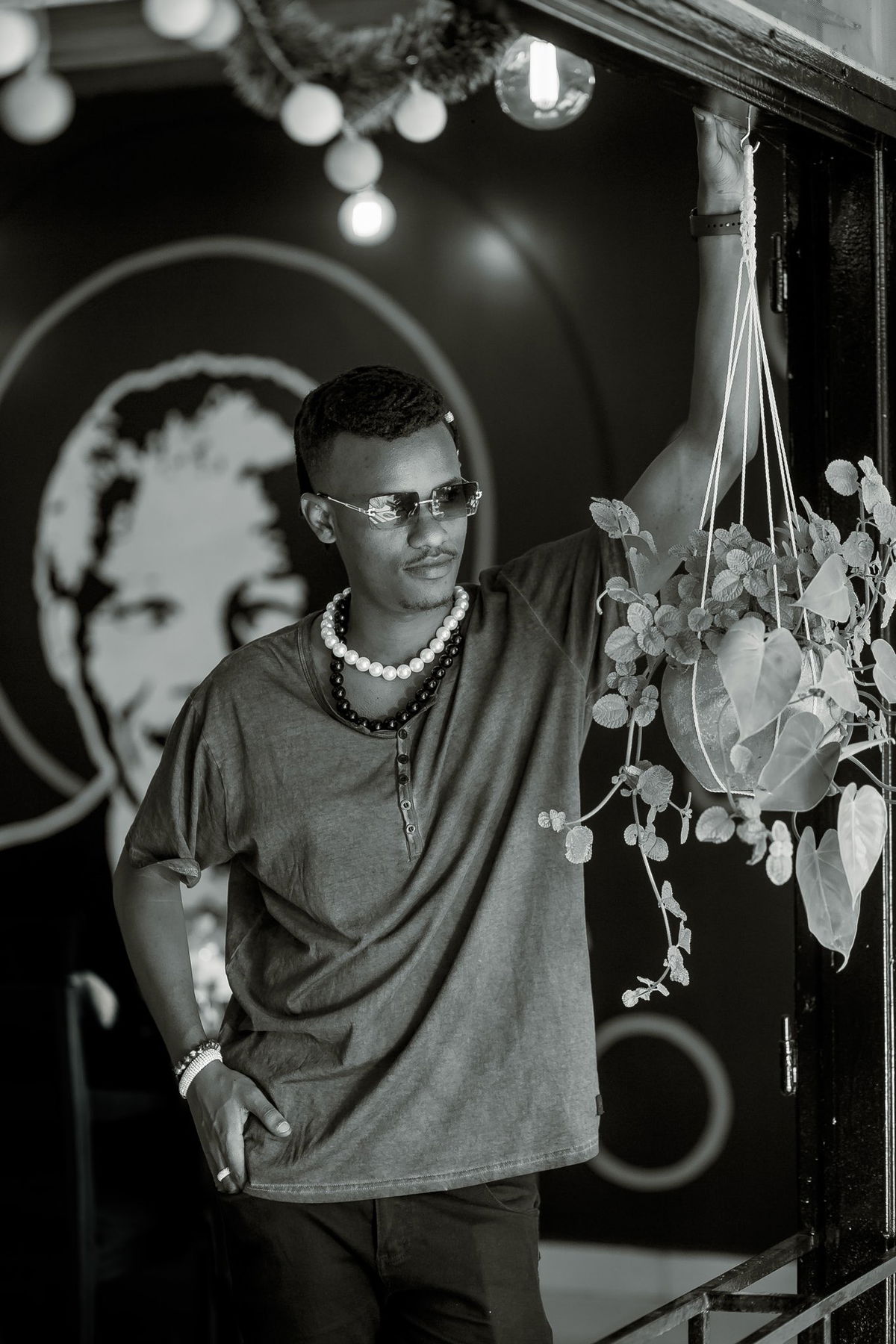 Heartbreak as popular Rwandan singer Yvan Buravan dies aged 27 « Euro ...