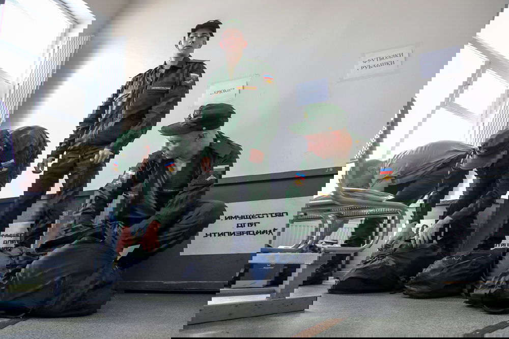 Russian draftees and their families to be paid lump sums of up to ...