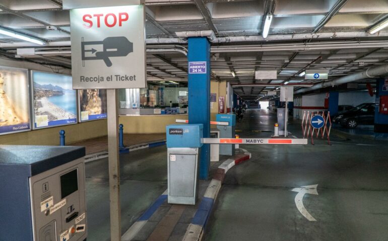 Nerja Town Hall to improve access system of Balcón de Europa car park ...