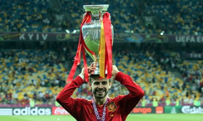 Barcelona Spain football legend Gerard Pique retirement
