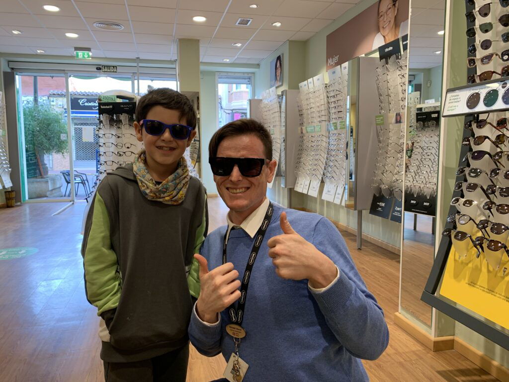 David Adsuar Vélez and Inés Peiró López named winners of the Specsavers ...