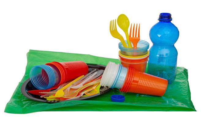 England to ban single-use plastic plates and cutlery