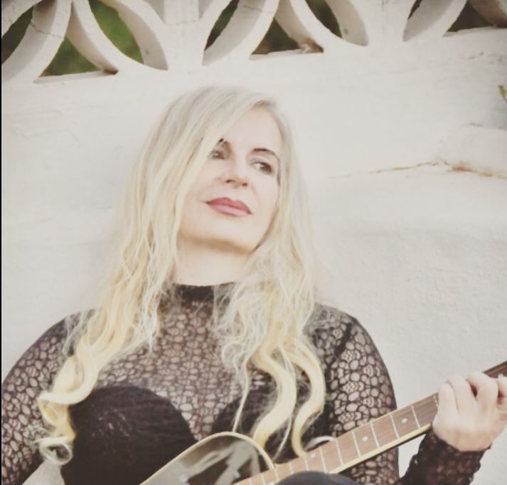 Debbie James: Singing the dream whilst making other people’s dreams come true « Euro Weekly News