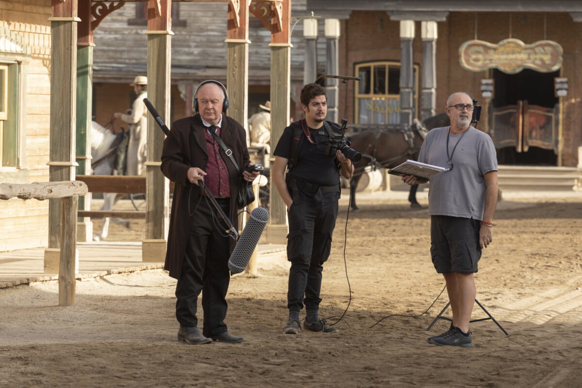 Filming underway for Manuel Olaya’s new film “Two Bullets for the Devil ...