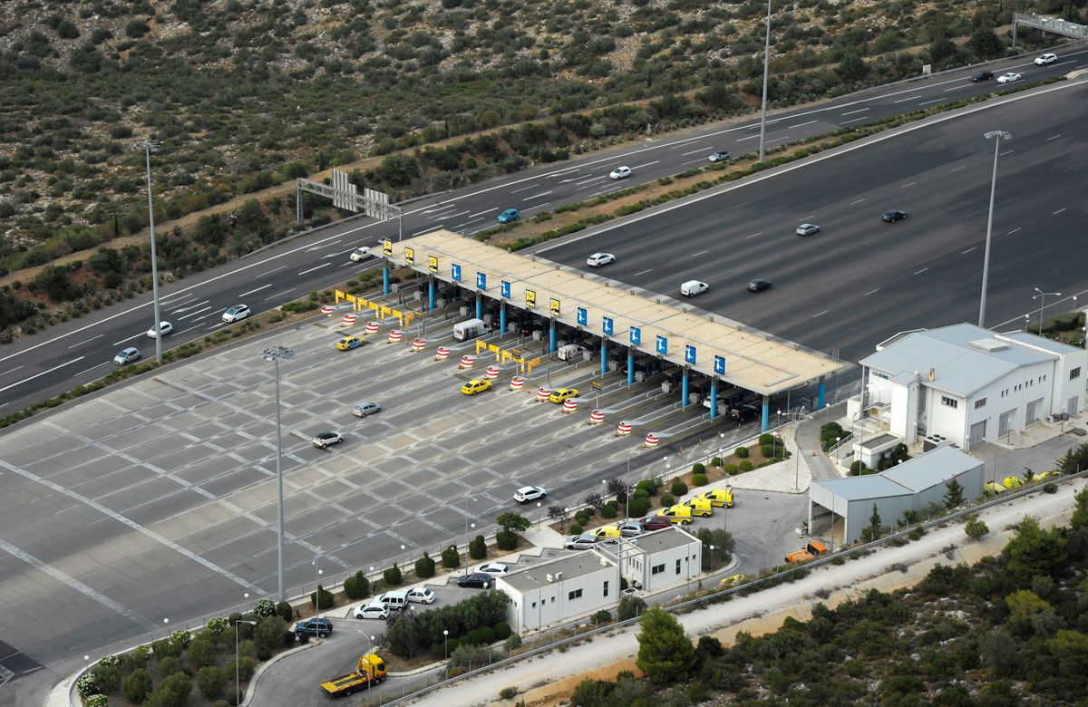 Spanish multinational Abertis makes a bid to manage Athens toll roads ...