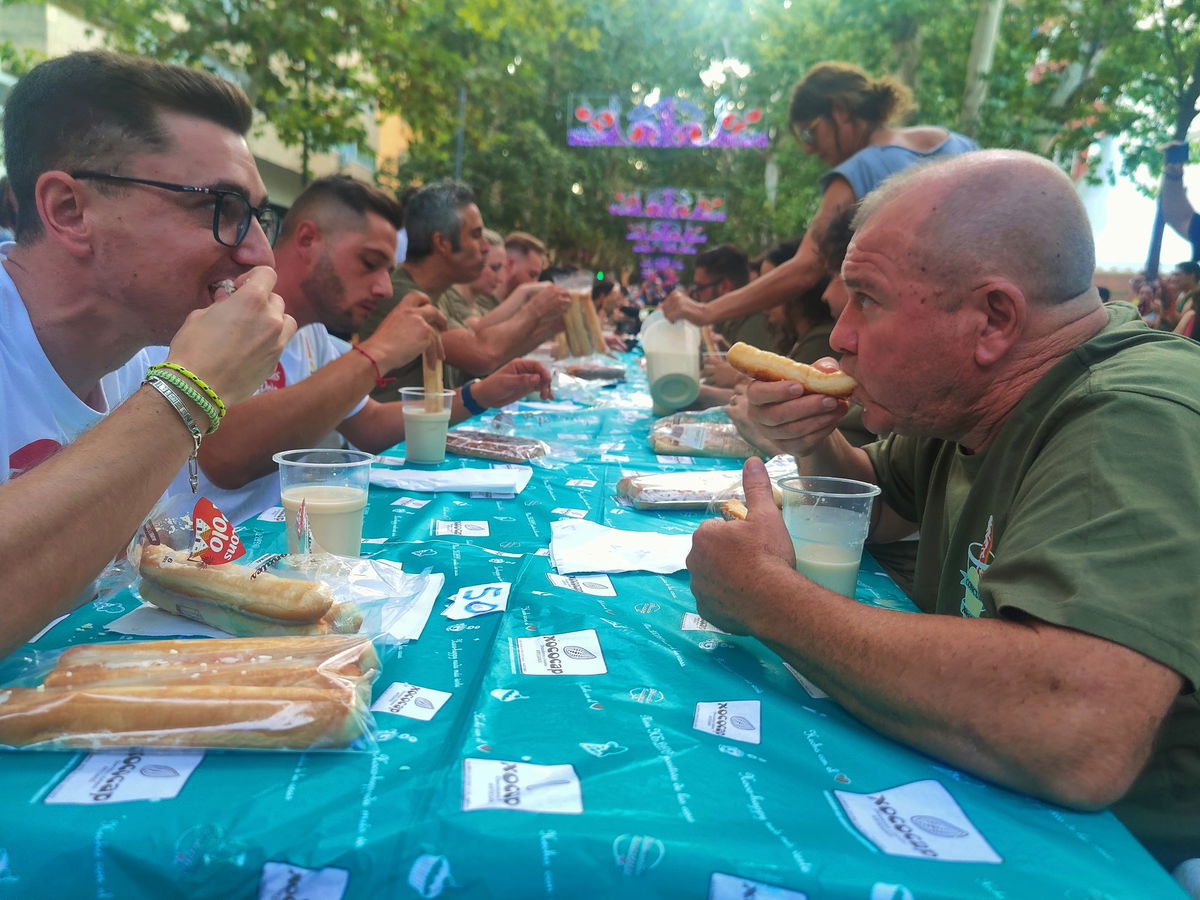 Quirky Farton Eating Competition « Euro Weekly News