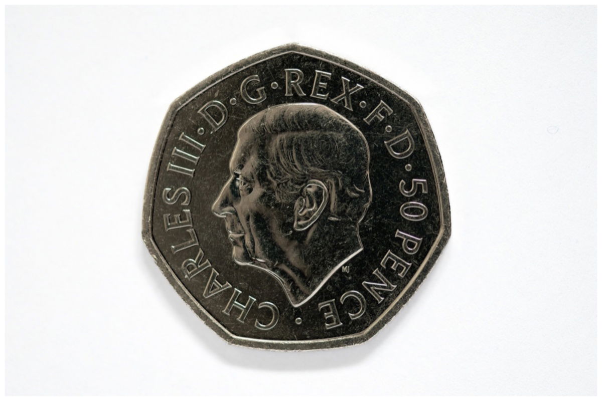 King Charles’ new UK coin designs revealed « Euro Weekly News