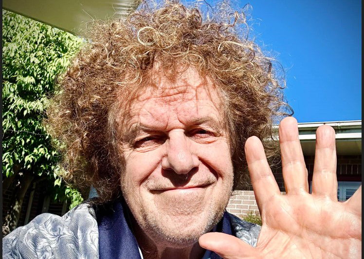 Leo Sayer: Pop legend hospitalised, cancels UK shows