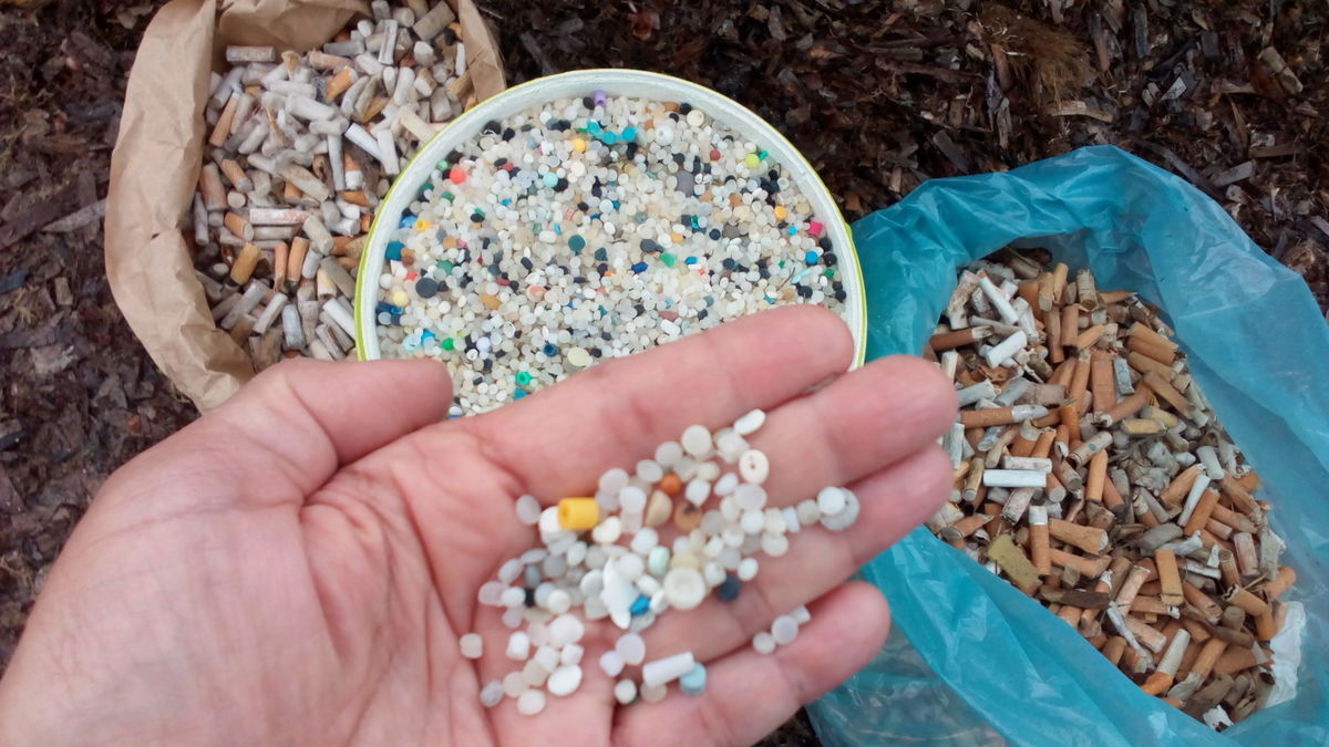 Plastic pellets litter Marina Alta beaches « Euro Weekly News