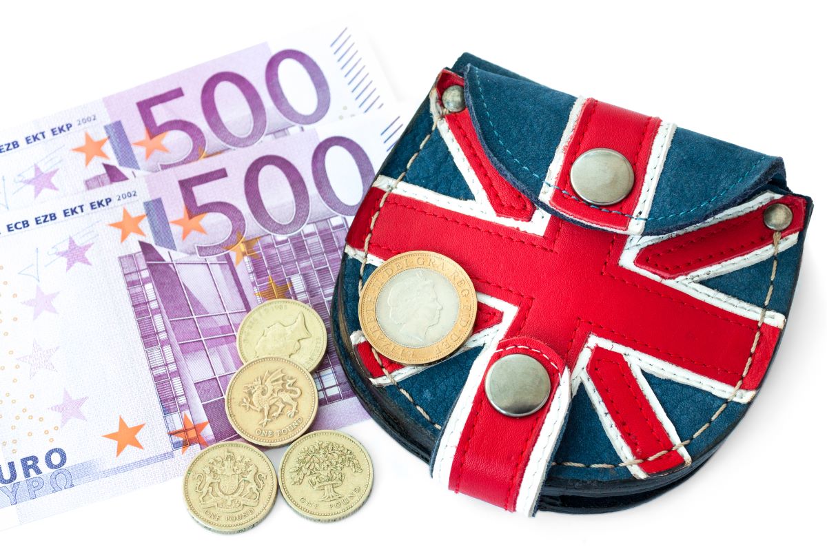 1,000 reasons to make you happy « Euro Weekly News