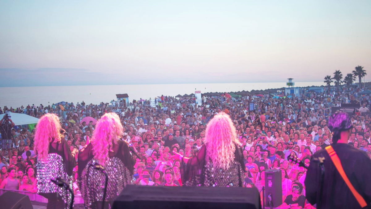 Torre del Mar lights up for San Juan Night « Euro Weekly News