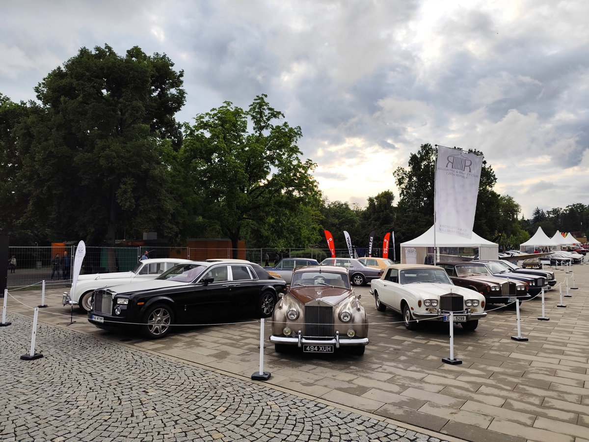 Prague likes Rolls Royce and Bentley « Euro Weekly News