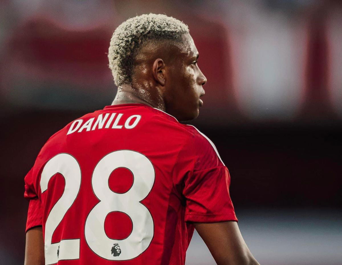 Premier League season opens with “horrible” injury « Euro Weekly News