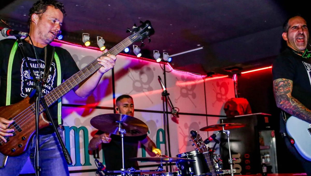 Crush Band, Funk, Rock & Reggae « Euro Weekly News