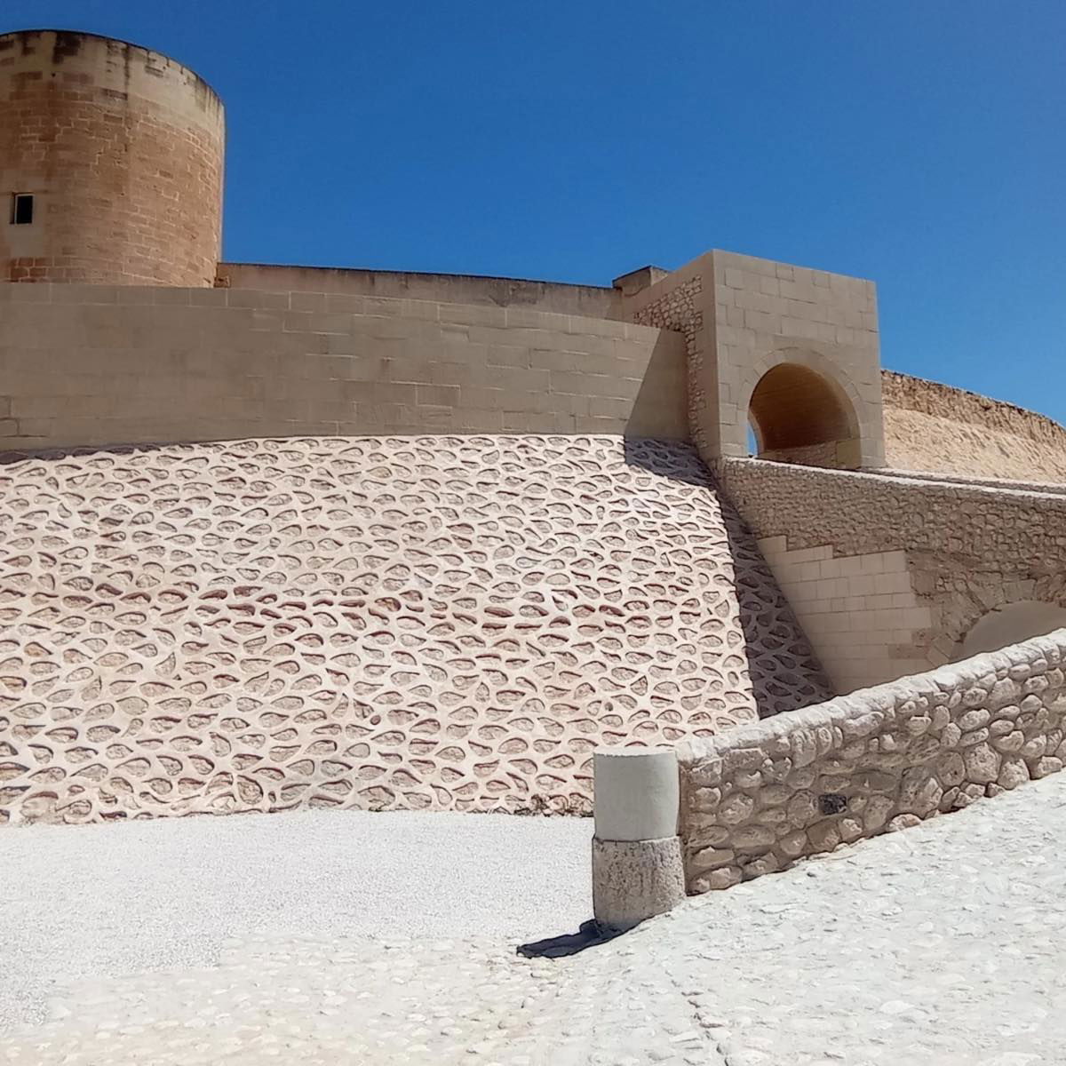 Castle reborn: Elda’s historic site opens « Euro Weekly News