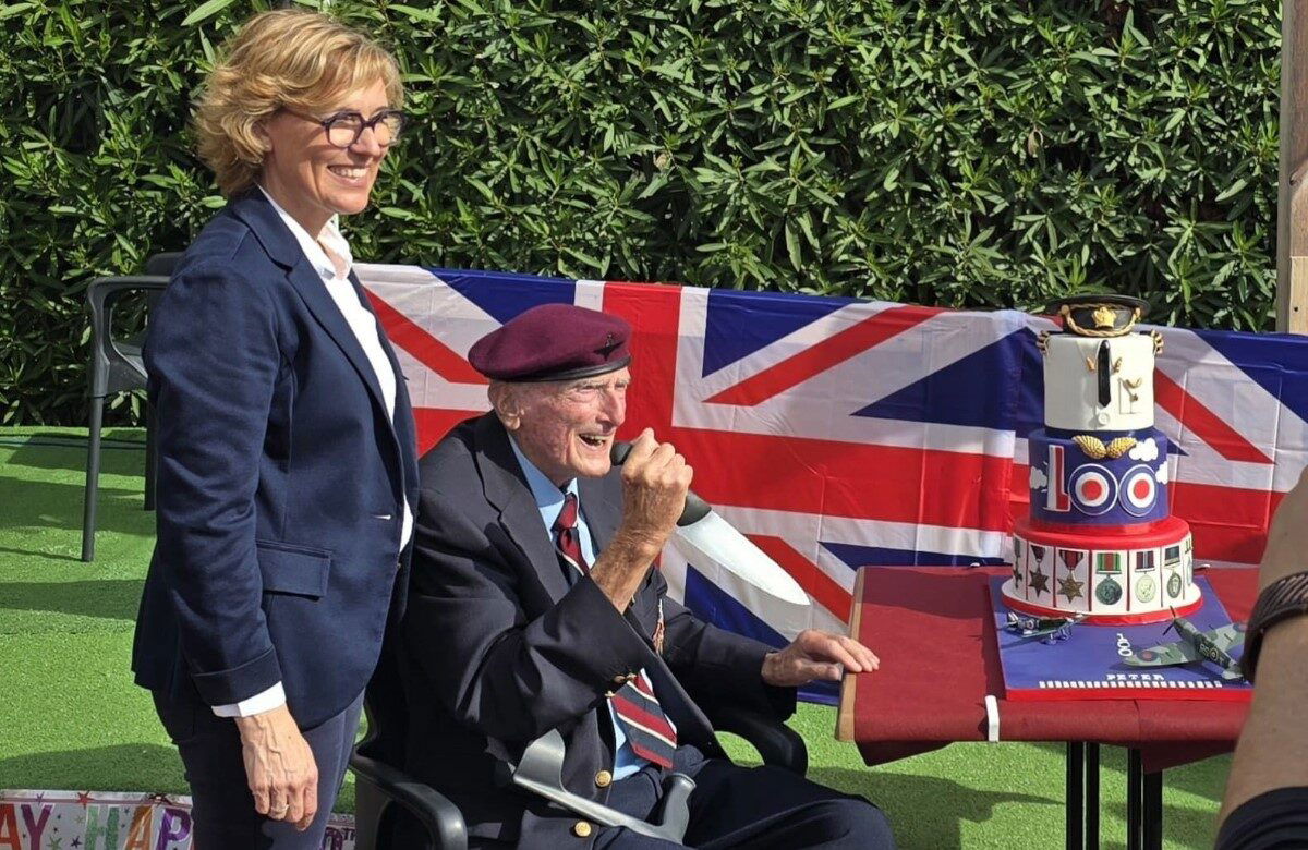 Captain Peter Langley turns 100 « Euro Weekly News