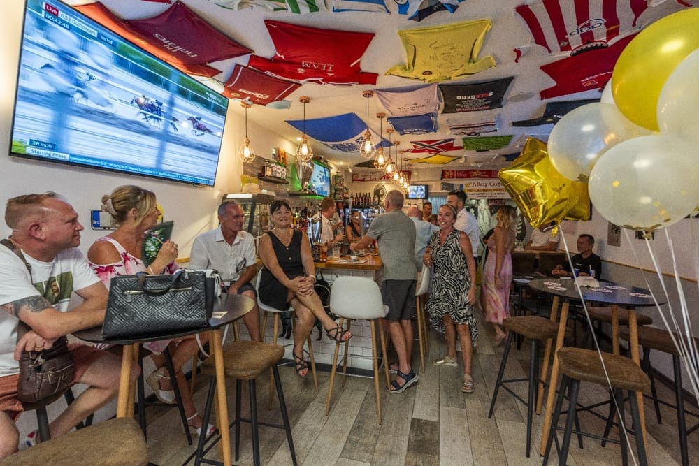 Alley Cats - best in sports bars in Fuengirola « Euro Weekly News