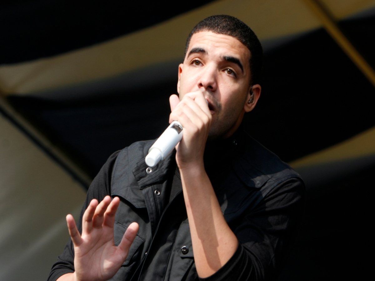 Rapper Drake suing Universal Music Group « Euro Weekly News