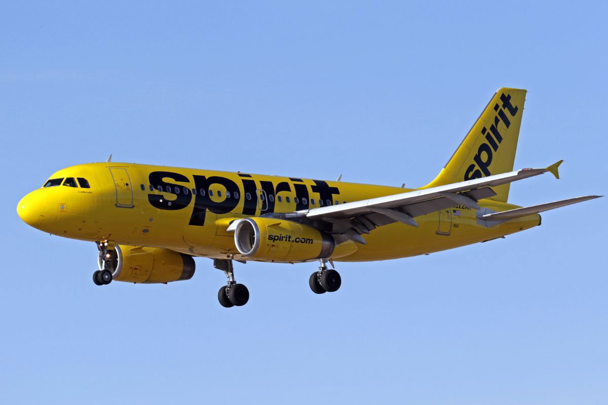 Spirit Airlines force dress code compliance « Euro Weekly News