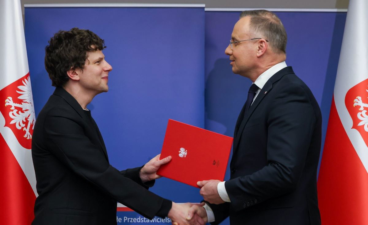Jesse Eisenberg granted Polish citizenship « Euro Weekly News