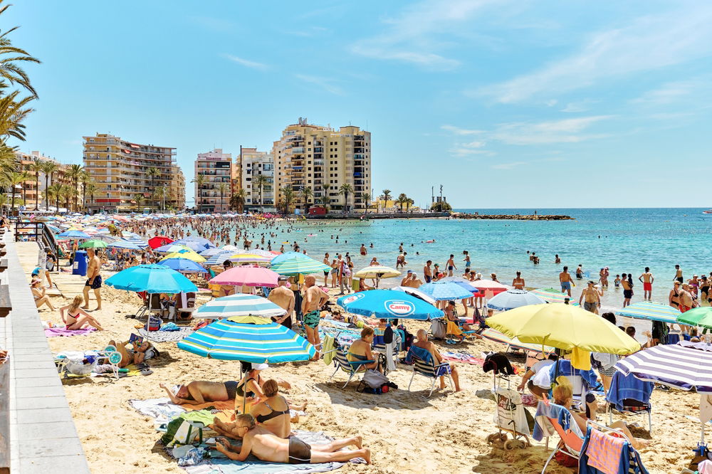 Going to the beach in Spain! New law means fines for things you might ...